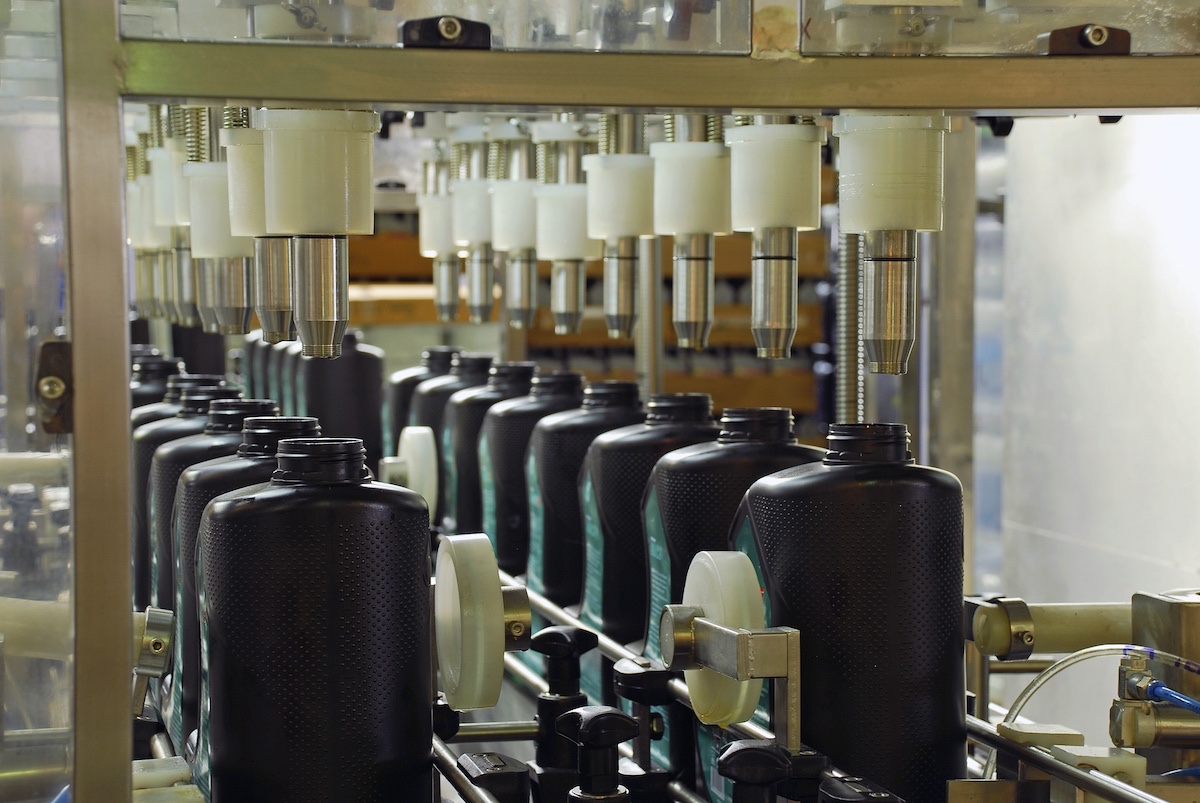 Fluid and Lubricant Packaging Solutions | Pack Logix